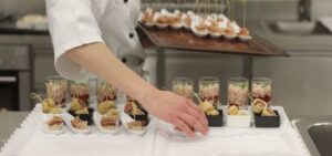 What Does a Kitchen Porter Wear - Yes We Advice